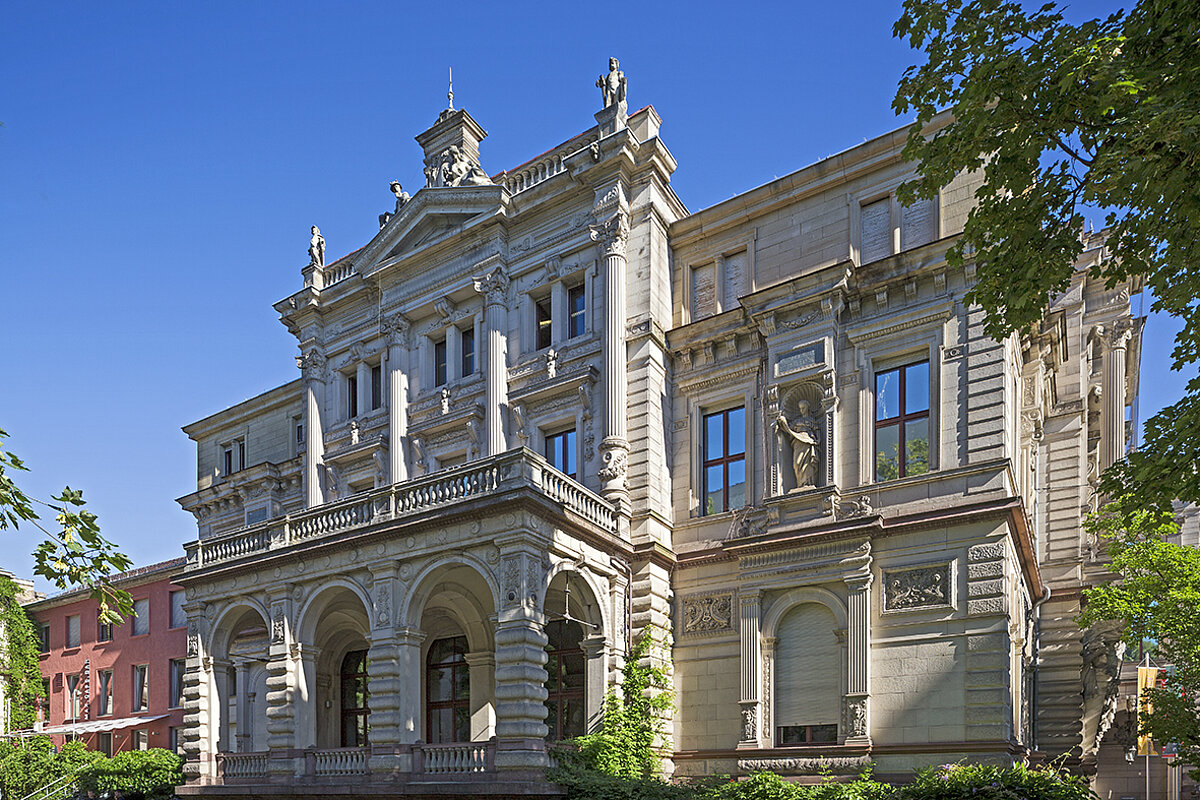 Karlsruhe: Stadtmuseum im Prinz-Max-Palais